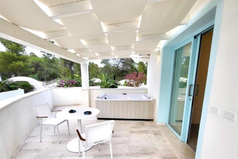 Boutique Hotel Resort & Spa Oasi Blu Sardinia vacanze di lusso a Santa ...